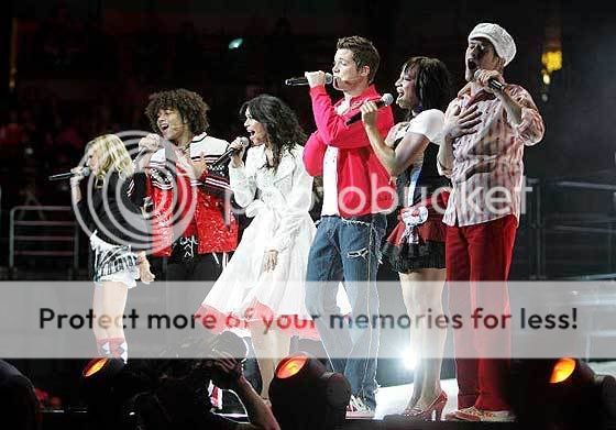 'HSM - The Concert' review - Los Angeles Times 1/29/07 - MiceChat