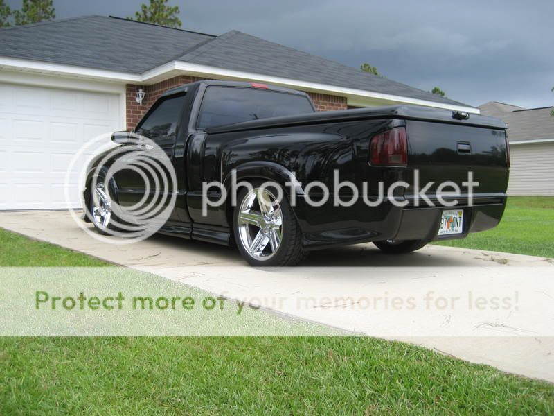 Lowered 99 step side s10 Black | S-10 Forum
