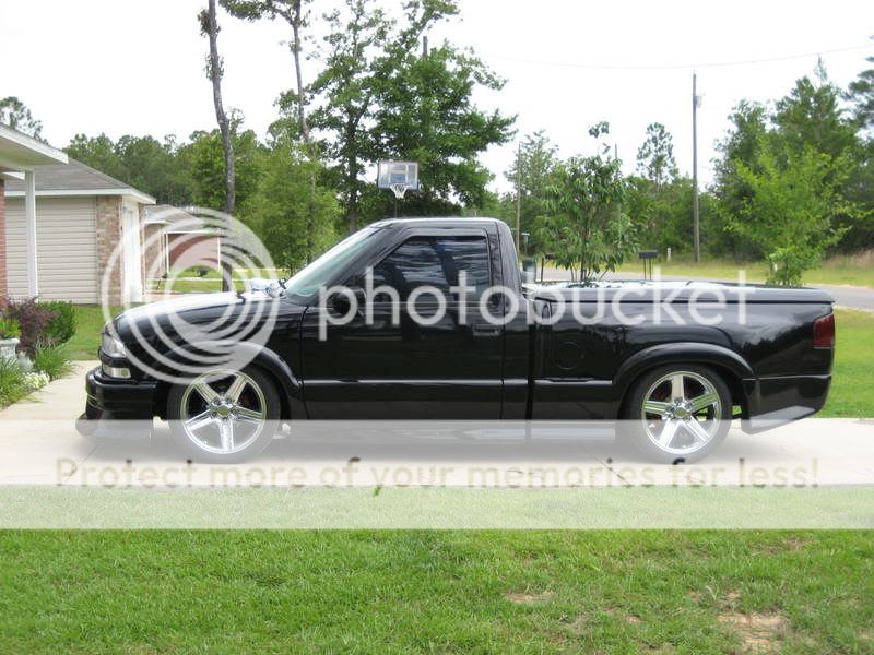 Lowered 99 step side s10 Black | S-10 Forum