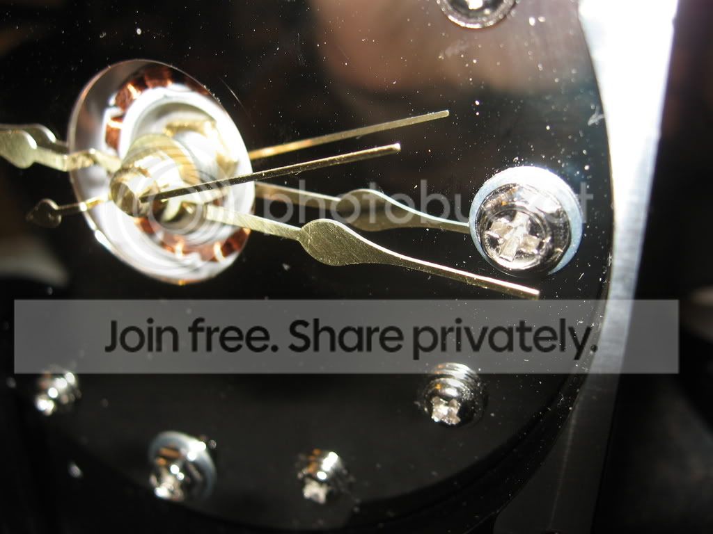 [Project] Hard Drive Clock | Overclock.net